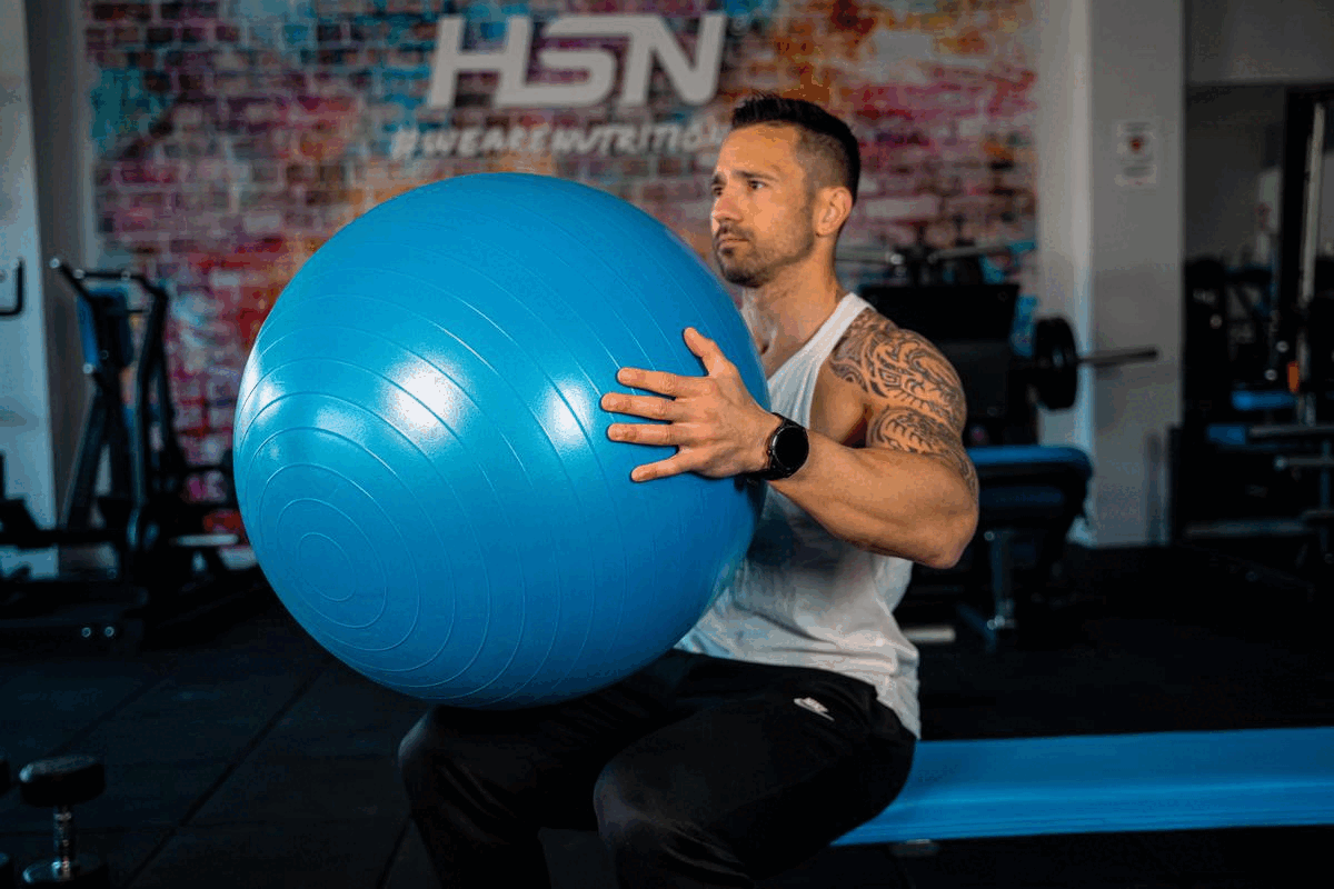 27 Exercices avec ballon Pilates ou Fitball - HSN Blog